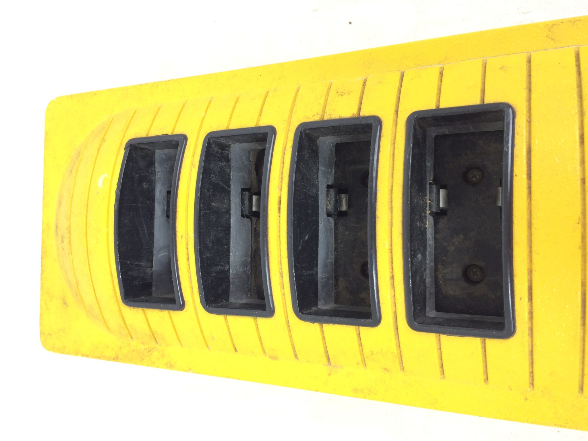 Trimble 20669 Four Battery Charger | Precision Geosystems, Inc.