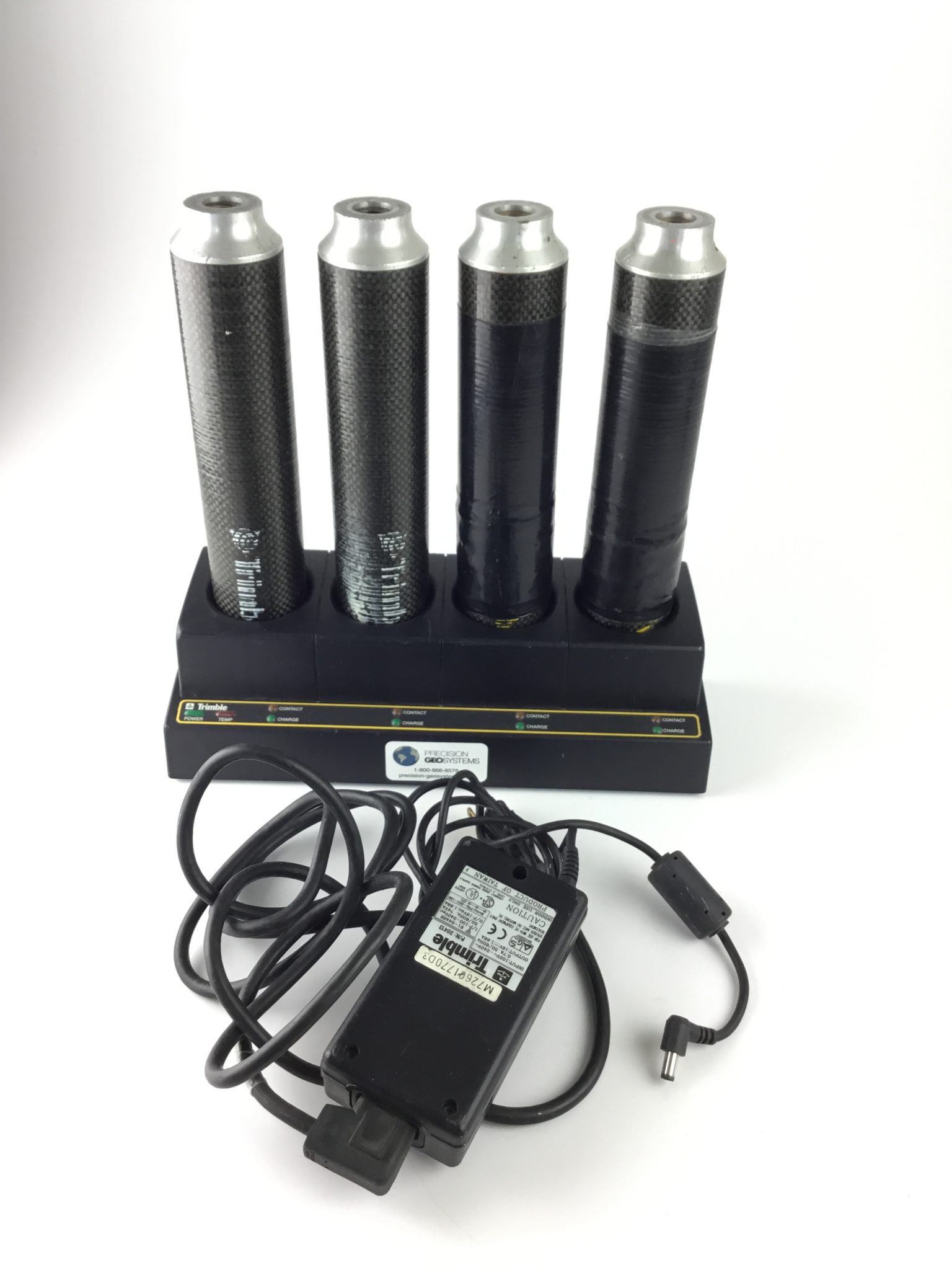 Trimble 4 Bay Charger and Lot of 4 Trimble 31030-00 Batteries, All Take ...